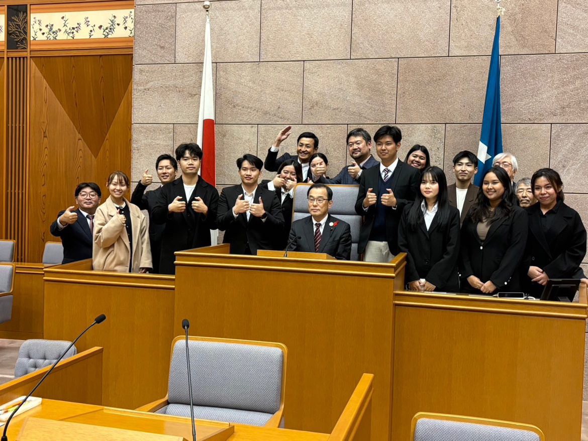 KKU students under exchange program at Kanazawa University, training to ...